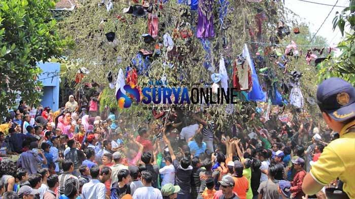 Sambut Maulid Nabi Muhammad SAW, Warga Desa Mangelo Kabupaten Mojokerto ...