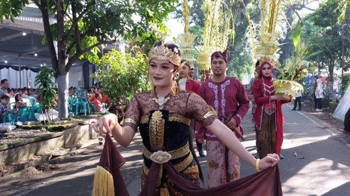 Tradisi Manten Tebu, Proses 'Kawinkan' Batang Tebu Menjelang Musim ...