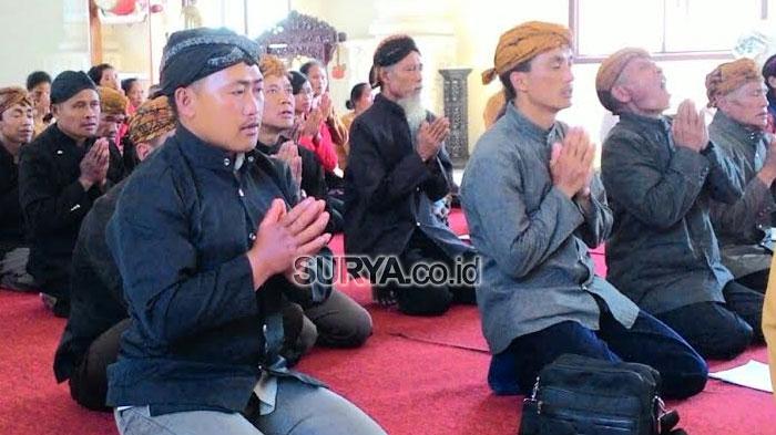 200 Umat Budha Berkumpul di Vihara Dharma Mitra Malang - Surya.co.id