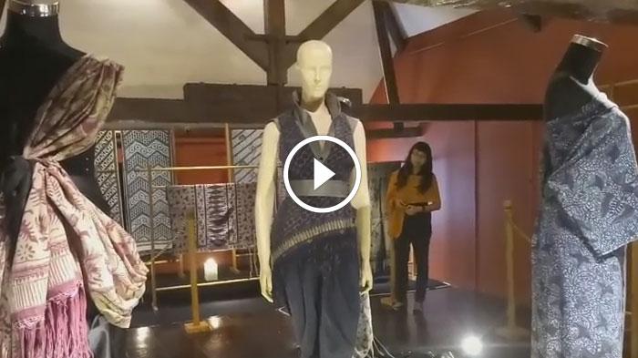 VIDEO - Indahnya Batik Gedok Tuban di House Of Sampoerna, Surabaya ...