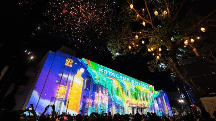 Pertunjukkan Video Mapping Show Di Wisata Kota Lama Surabaya Hipnotis ...