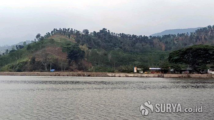 Keindahan Waduk Siman Kediri di Lereng Gunung Kelud Menjadi Berkah Bagi ...