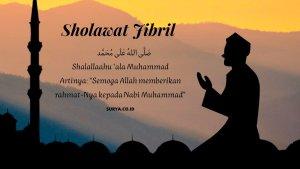 Sholawat Tarhim Subuh Lengkap: Teks Arab, Latin dan Artinya - Surya.co.id