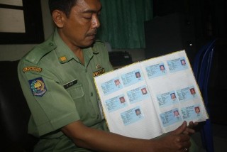 E-KTP Sumatra, Papua, dan Kalimantan Dikirim ke Ponorogo - Surya.co.id