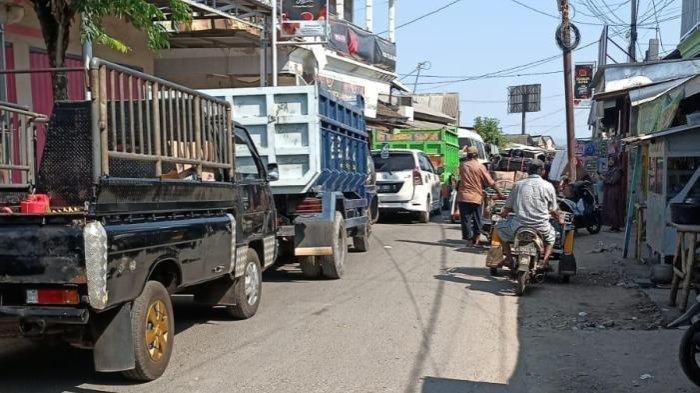 BREAKING NEWS - Antrean Panjang di Penyeberangan Talango - Kalianget ...