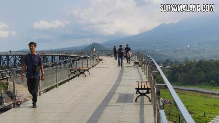 Ada Jembatan Kaca di Malang Skyland, Tempat Wisata Baru di Karangploso ...