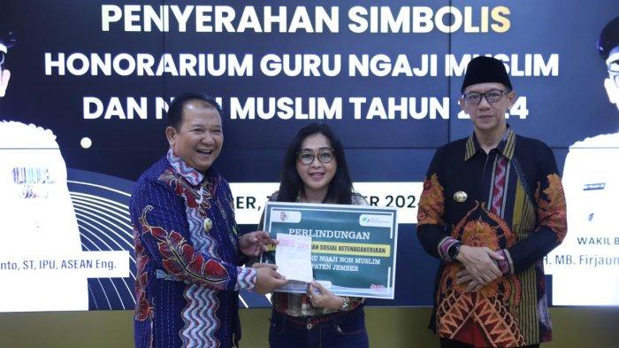 Honor Guru Ngaji di Jember Cair pada Akhir 2024, Bupati Hendy : 2025 ...