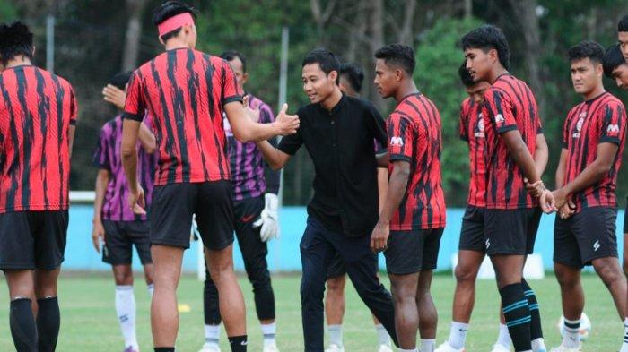BREAKING NEWS Evan Dimas Tinggalkan Arema FC, Pamitan Saat Latihan di ...