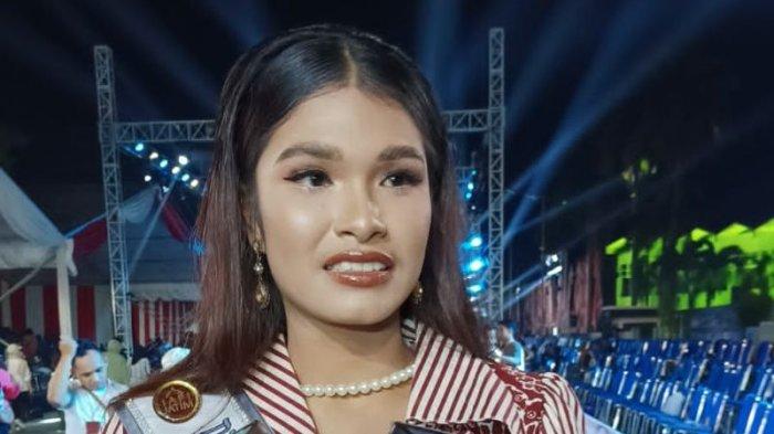 Kesan Farra Alqueenisa Islamatasya Usai Lihat Jember Fashion Carnival - Suryamalang.com