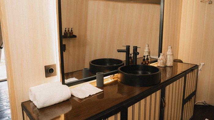 Tarif Menginap di Rindang Glamping Kota Batu, Fasilitas Kelas Hotel ...