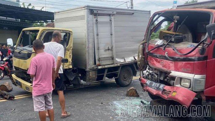 Truk Adu Moncong Lawan Mobil Boks, Sopir Truk Terjepit Kabin di Jalan ... Truk Adu Moncong Lawan Mobil Boks, Sopir Truk Terjepit Kabin di Jalan ...