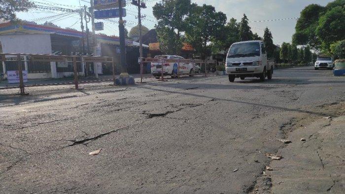 Segera Mulus, 51 Titik Jalan di Ponorogo Mulai Diperbaiki Pekan Depan - Suryamalang.com