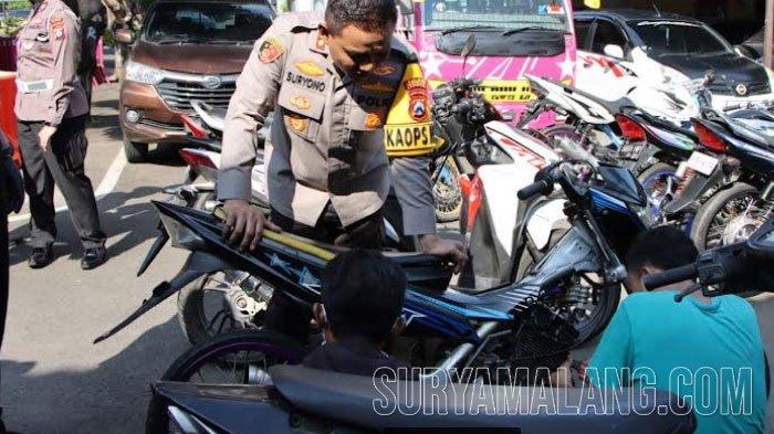 Polisi Tuban Beri Surat Tilang Pada Pemilik 118 Motor Balap Liar Berknalpot Brong - Suryamalang.com
