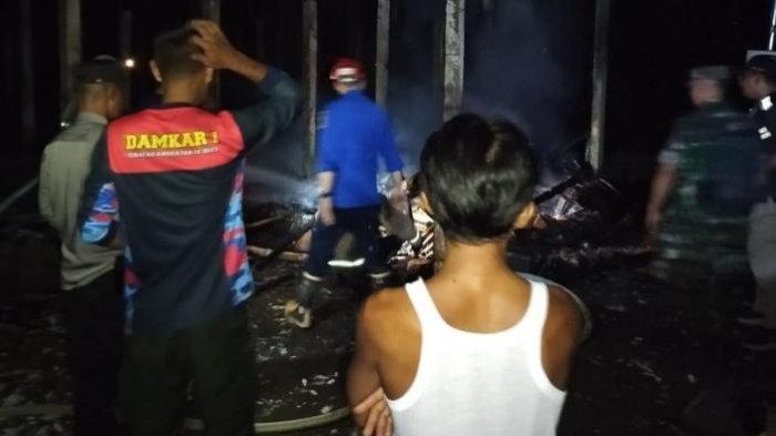 Kandang Ayam di Nglegok Blitar Ludes Terbakar, Ribuan Ayam Terpanggang, Kerugian Capai Rp 130 ...