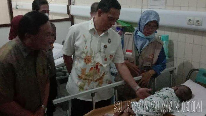 Kompolnas ke Malang Jenguk Bocah 7 Tahun Disiksa Ayah Kandung dan ...