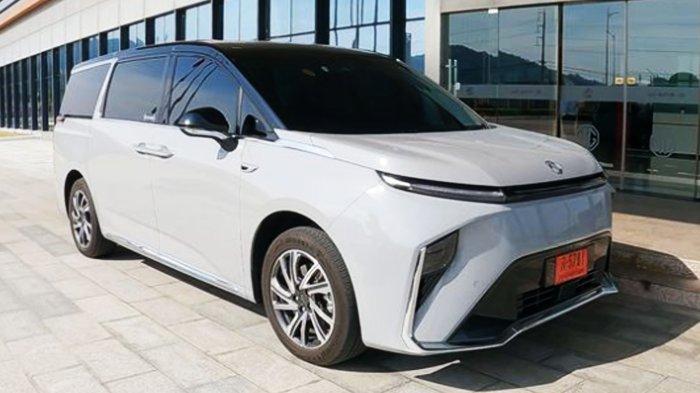 MG Segera Luncurkan Mobil MPV Listrik Mewah Maxus 9, Ajang IIMS 2024 ...
