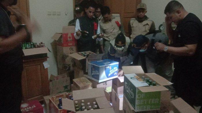 Gelar Operasi Gabungan, Amankan Ratusan Botol Miras dan Pasangan Kumpul ...