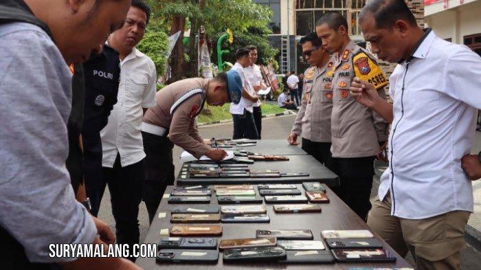 Awasi Polisi Gandrung Judi Online dan Seksualitas, Polres Batu Periksa HP Semua Anggota ...
