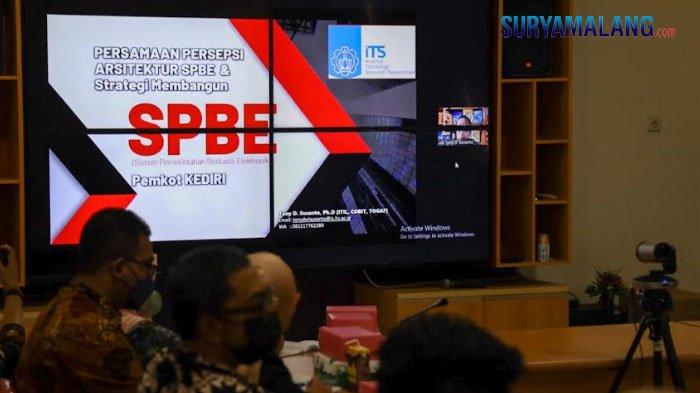 Pemkot Kediri Persiapkan Peta Rencana Sistem Pemerintahan Berbasis Elektronik - Suryamalang.com