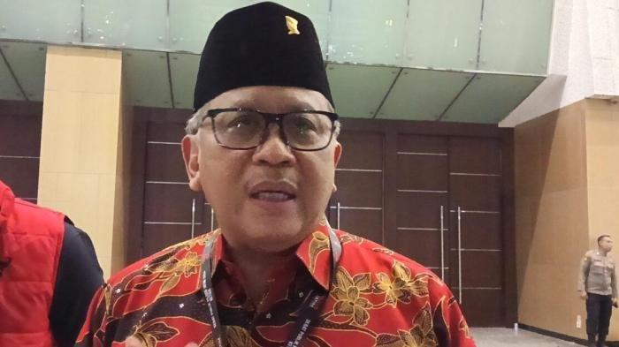 Sekjen PDI Perjuangan Hasto Puji Penampilan Risma-Gus Hans dalam Debat ...