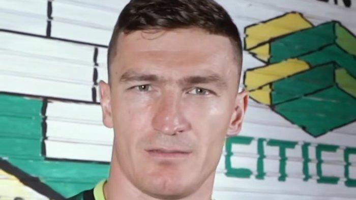 Persebaya Surabaya Datangkan Slavko Damjanovic, Bek Tangguh Asal ...