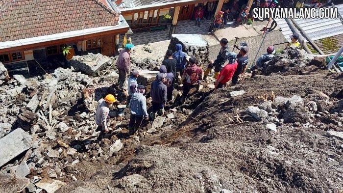 5 Rumah dan 2 Motor Terdampak Tanah Longsor di Desa Wonokitri Kecamatan ...