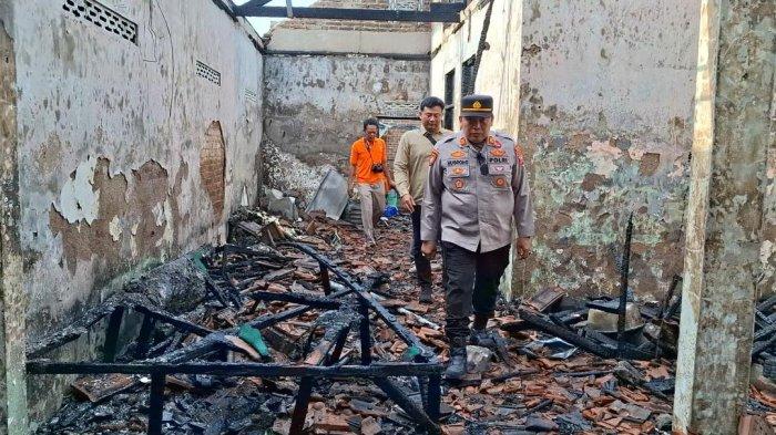 Kebakaran Warung Nasi Padang di Kota Madiun, Kerugian Ditaksir Mencapai Ratusan Juta Rupiah ...