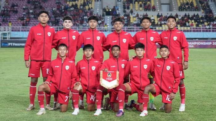 Pemain Keturunan Timnas Indonesia U-16 Matthew Baker Diserobot ...