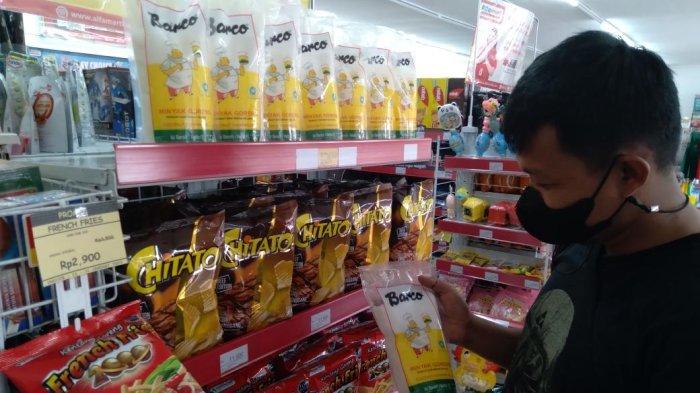 Minyak Goreng Harga Rp 14 Ribu di Alfamart Gondanglegi Kabupaten Malang Ludes Diserbu Pembeli ...