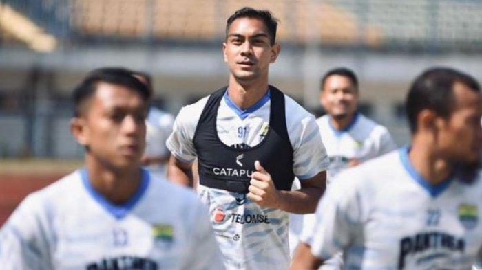 Nasib Mantan Gelandang Persib Bandung di Liga Malaysia, Omid Nazari ...