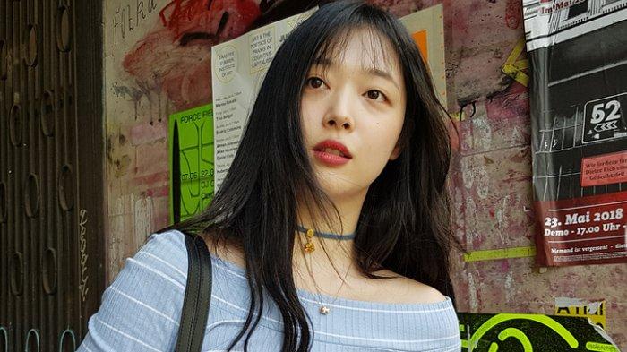 Biodata Sulli Artis Korea Selatan yang Tewas Gantung Diri, Perjalanan ...