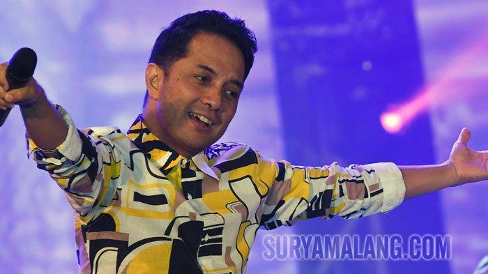 Ungkapan Emak-emak Nonton Konser Java Jive di Surabaya, Jadi Teringat ...