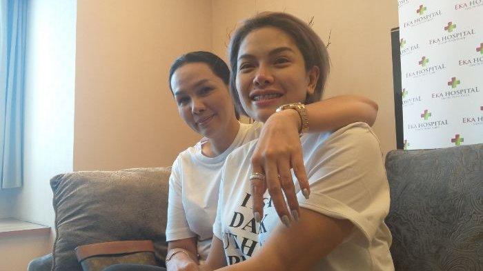 Fitri Salhuteru Bongkar Isu Nikita Mirzani Dicekal Polisi Pulang dari Paris, Ungkap Hal ...