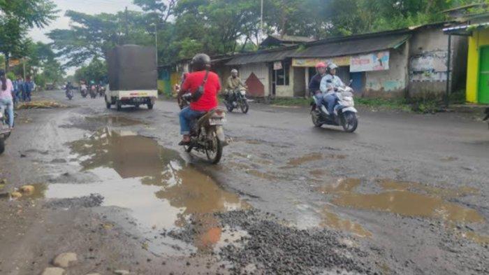 Jalan Rusak Parah di Desa Gading Tak Kunjung Diperbaiki, Warga Bululawang Keluhkan Reaksi PemKab ...