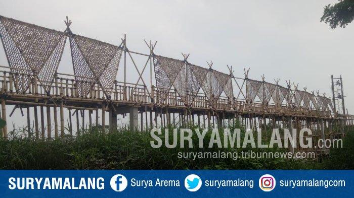 Jembatan dari Bambu Sepanjang 600 Meter Jadi Spot Foto Baru di ...