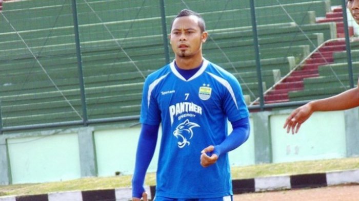 Lord Atep, Pemain yang Pernah Jadi Idola Suporter Persija Jakarta dan ...