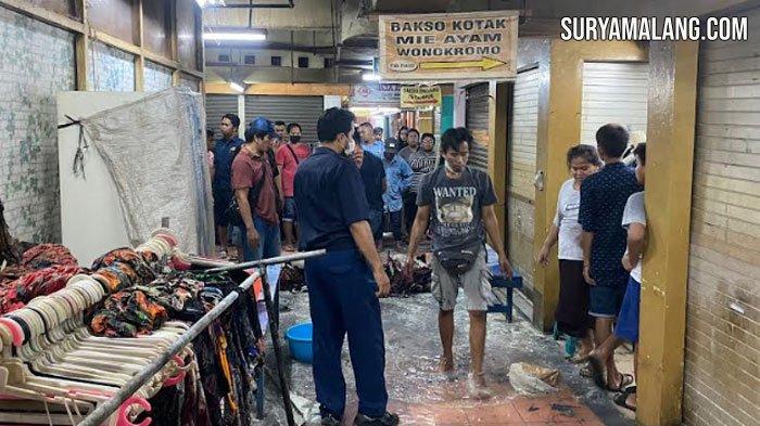 Ratusan Daster Terbakar di Darmo Trade Center, Wonokromo, Surabaya ...