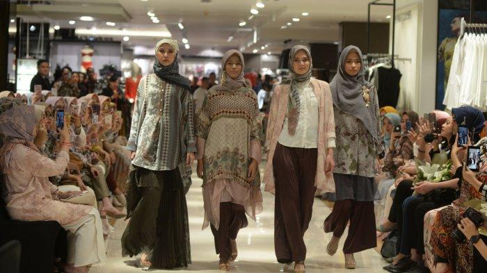 RiaMiranda dan Sogo Hadirkan Koleksi Busana Muslimah Mahata, Terinspirasi dari Organ Manusia ...