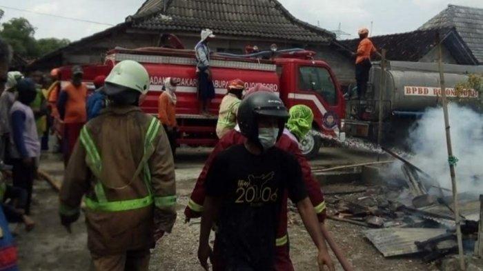 8 Rumah di Bojonegoro Kebakaran, Diduga Akibat Korsleting Listrik - Suryamalang.com