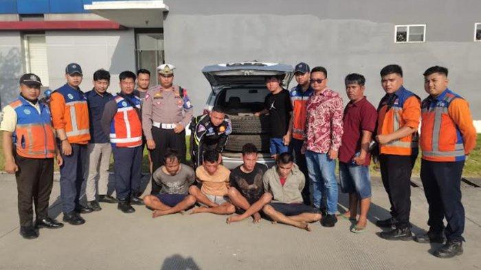 Kejar-Kejaran di Jalan Tol, Sindikat Maling Ban Serep Truk Lintas Kota Ditangkap PJR Polda Jatim ...