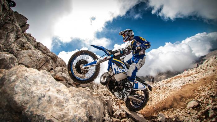 Wow, Diam-diam, Motor Trail Rp 140 Juta Laris Manis di Indonesia ...