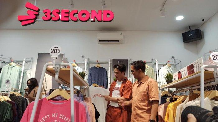 3Second Bukan Stand Alone di Jalan Ir Soekarno Surabaya - Suryamalang.com