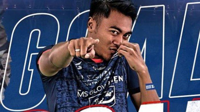 Rizky Dwi Masih Bisa Bela Arema FC Meskipun Masuk Daftar 30 Pemain ...