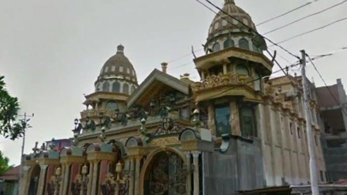 Penampakan Rumah Emas di Palu, Lihat Bagian Dalamnya Megah Bagaikan ...