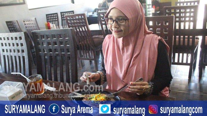 Steak Bandeng Sidoarjo, Digemari Wisatawan Luar Daerah Karena ...
