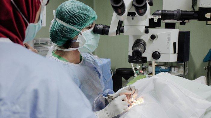 Surabaya Eye Clinic Gunakan Teknologi Terbaru Berbasis Full Laser untuk ...
