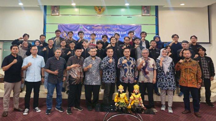 Lima Robot Universitas Brawijaya Malang Lolos ke Kontes Robot Indonesia ...