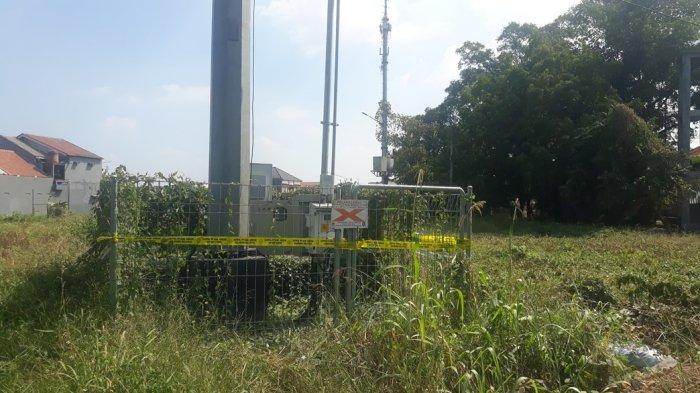 Satpol PP Gresik Segel Tower Seluler Diduga Bodong, Berdiri Tanpa Dilengkapi Perizinan ...