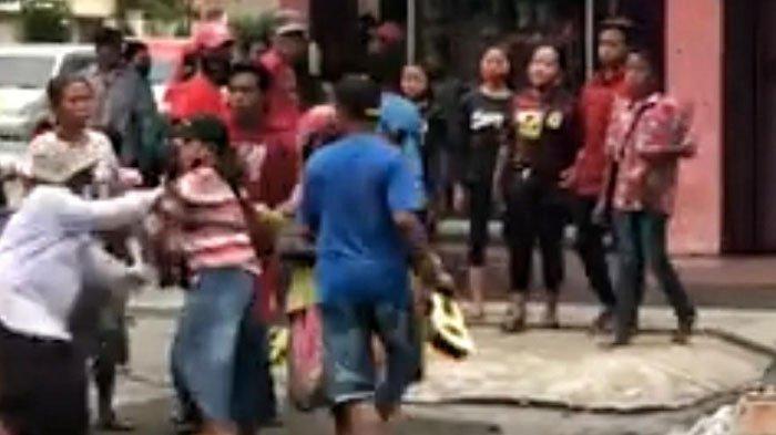 Fakta di Balik Video Viral Gelandangan dan Pengemis (Gepeng) Berkelahi di Jalanan Kota Mojokerto ...