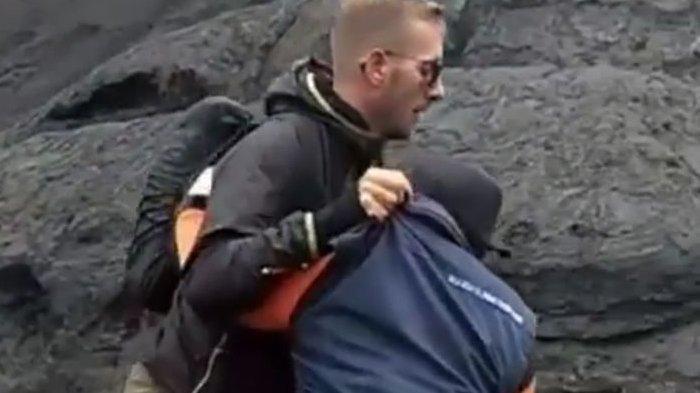 Kronologi Wisatawan Asing Coba Terobos ke Kawah Gunung Bromo sampai ... Kronologi Wisatawan Asing Coba Terobos ke Kawah Gunung Bromo sampai ...